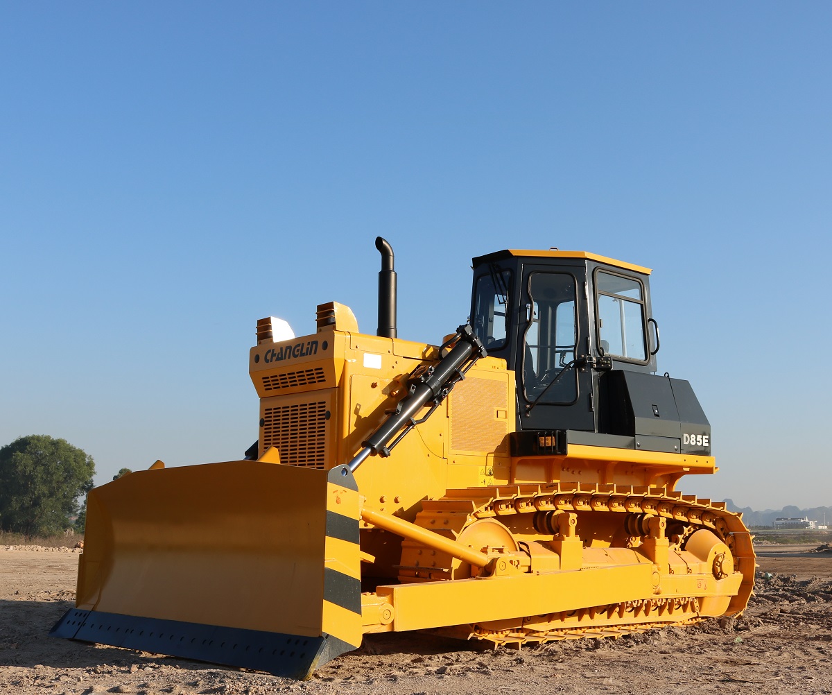 ĐẠI LÝ MÁY ỦI KOMATSU D85E-21 LIÊN DOANH