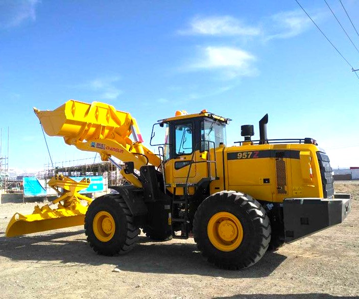 ĐẠI LÝ MÁY XÚC LẬT CHANGLIN 957Z GẦU 3,1 M3