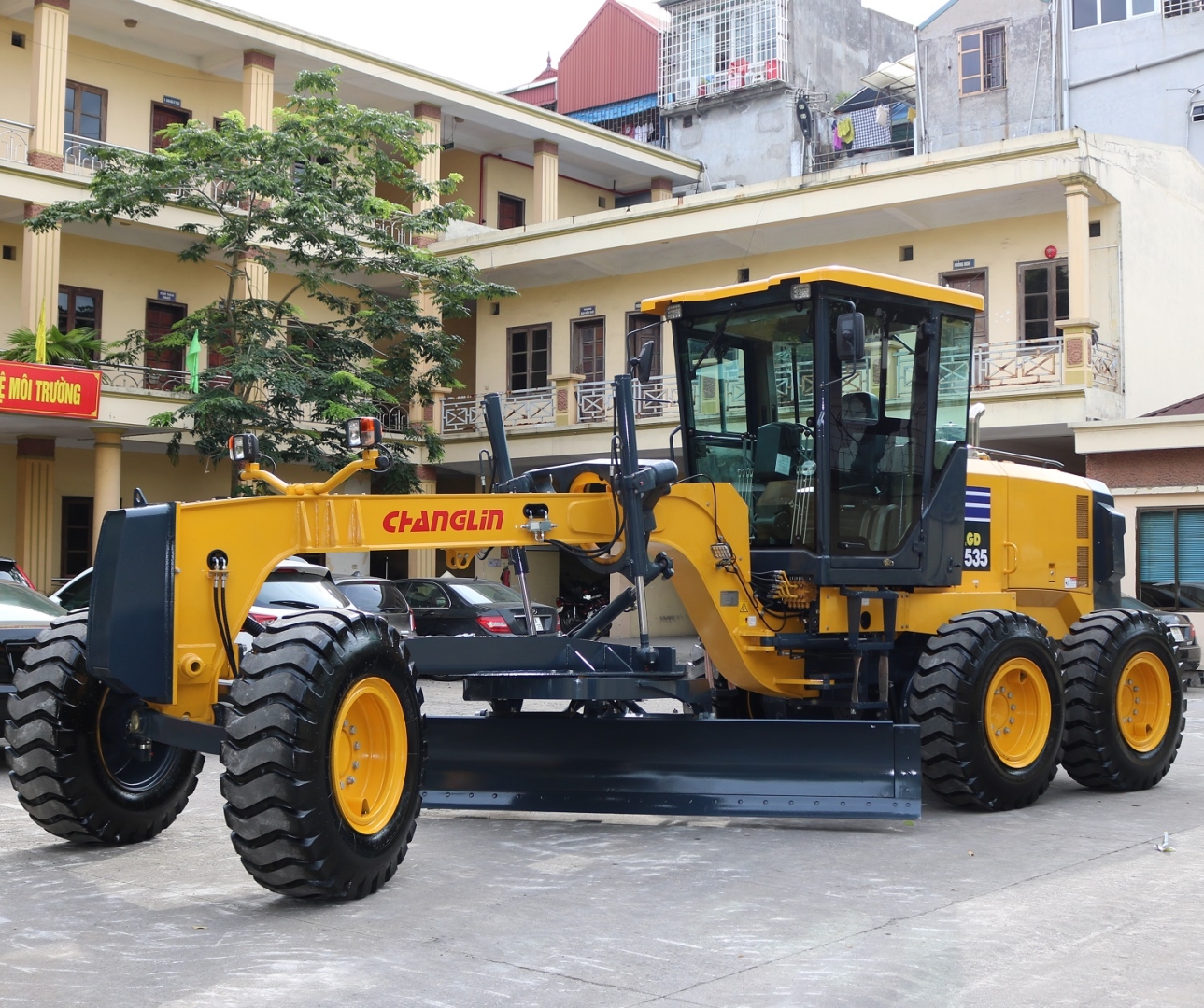 BÁN MÁY SAN GẠT CHANGLIN KOMATSU GD535 LIÊN DOANH