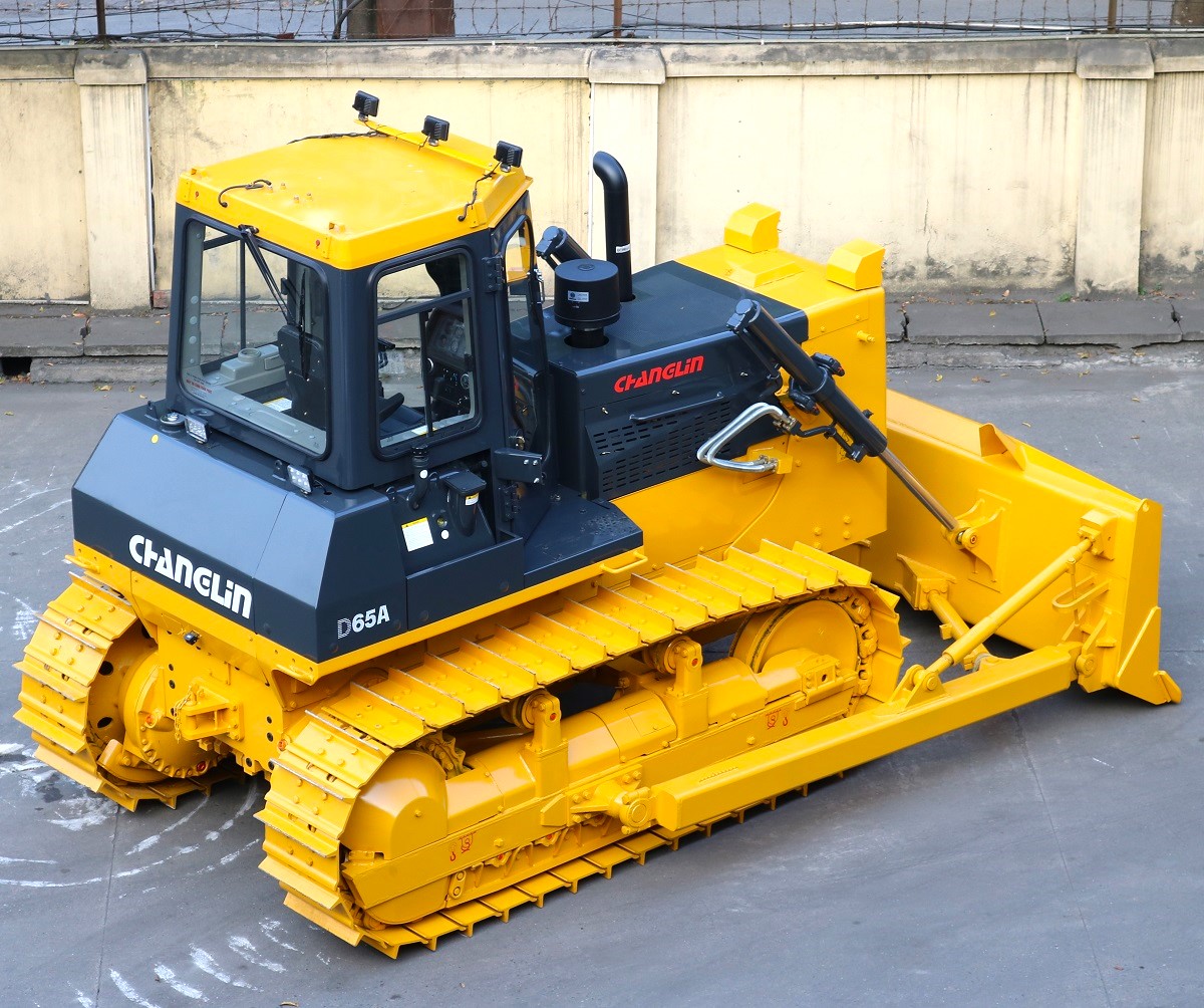 Bán Máy ỦI Komatsu D65 A-11 & D65P-11 Mới 100%